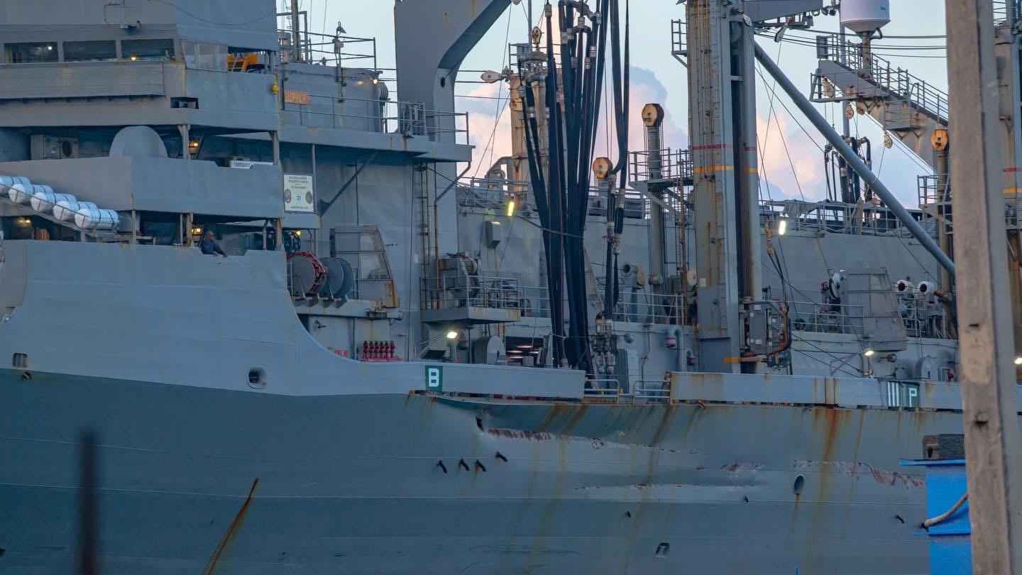 US Navy Destroyer involved in collision with support ship. – Global ...